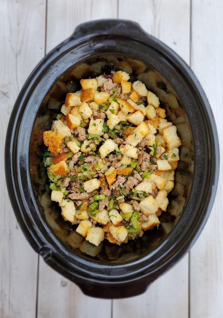 Slow Cooker Stuffing