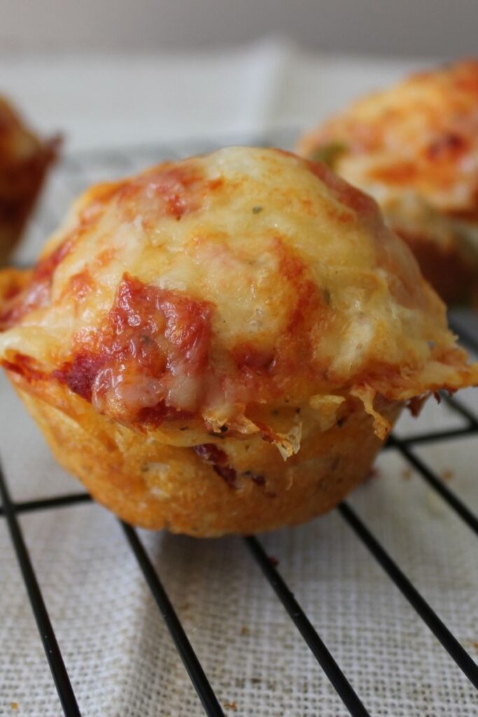 Pepperoni Pizza Muffins