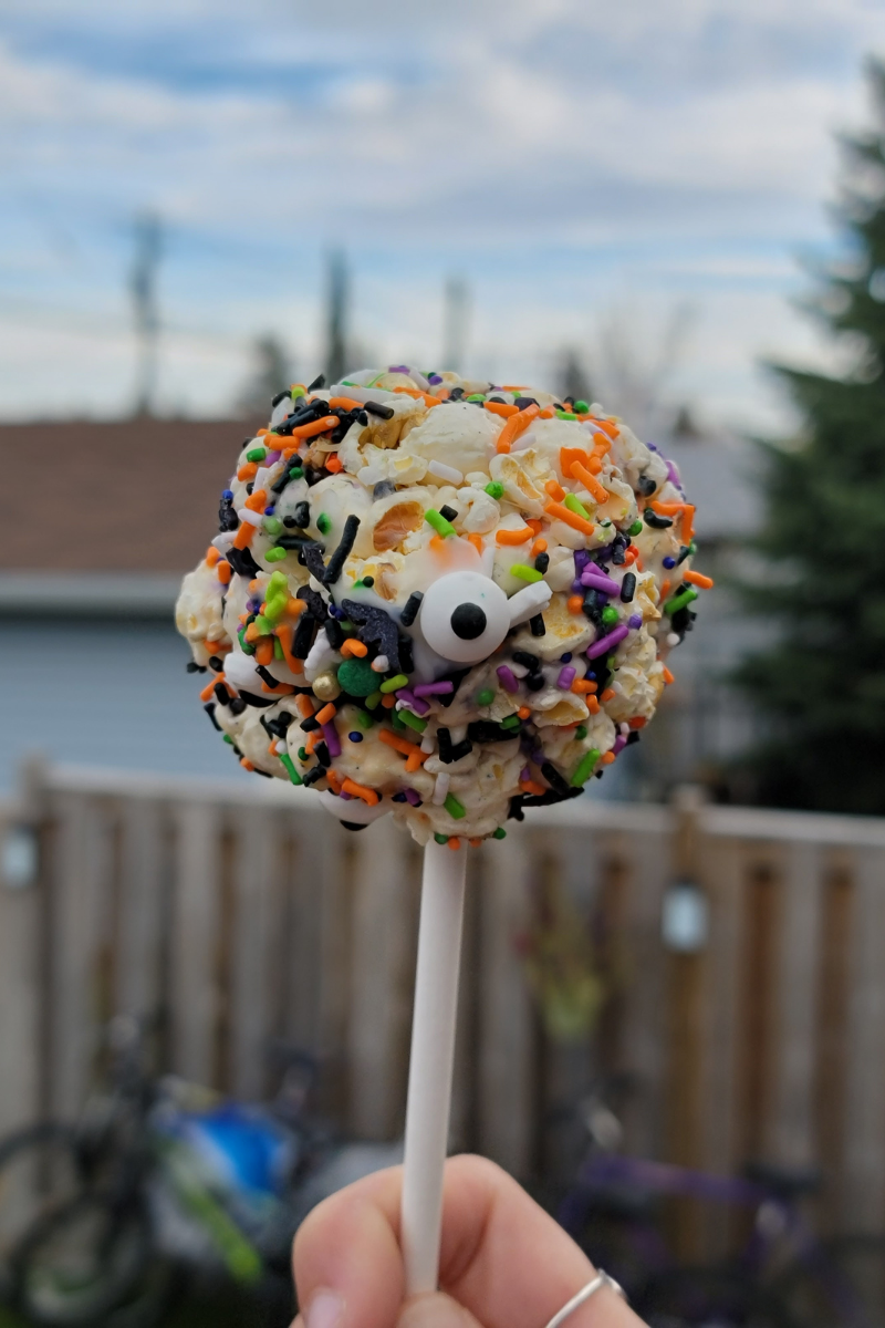 Popcorn Balls on Sticks - | Bakersbeans (Wanda Baker)